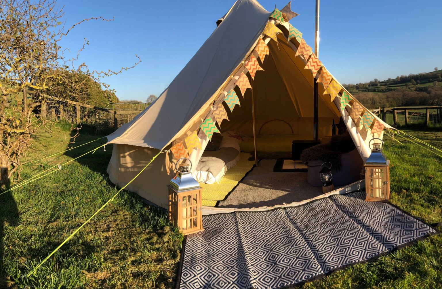 4M Fire Retardant Bell Tent with Stove Hole - Life Under Canvas