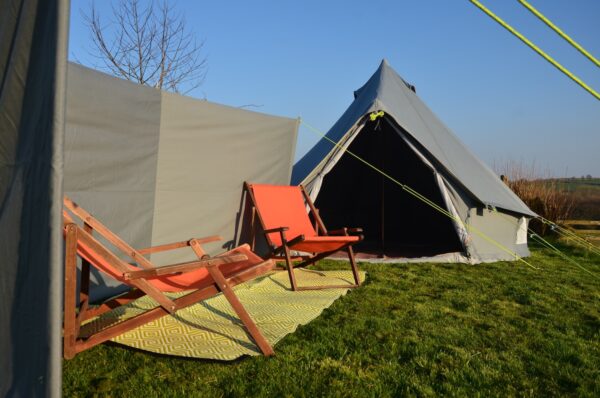 Canvas Windbreak - Life Under Canvas